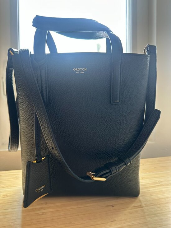 Oroton | Bags | Oroton Black Pebbled Leather Crossbody Tote Bag Gold ...